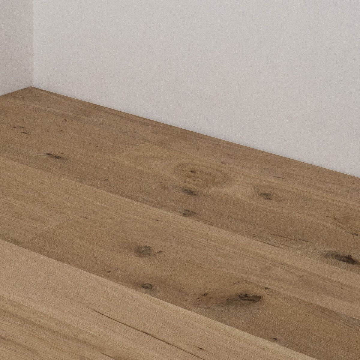 Parquet chene massif premier prix largeur 130 mm